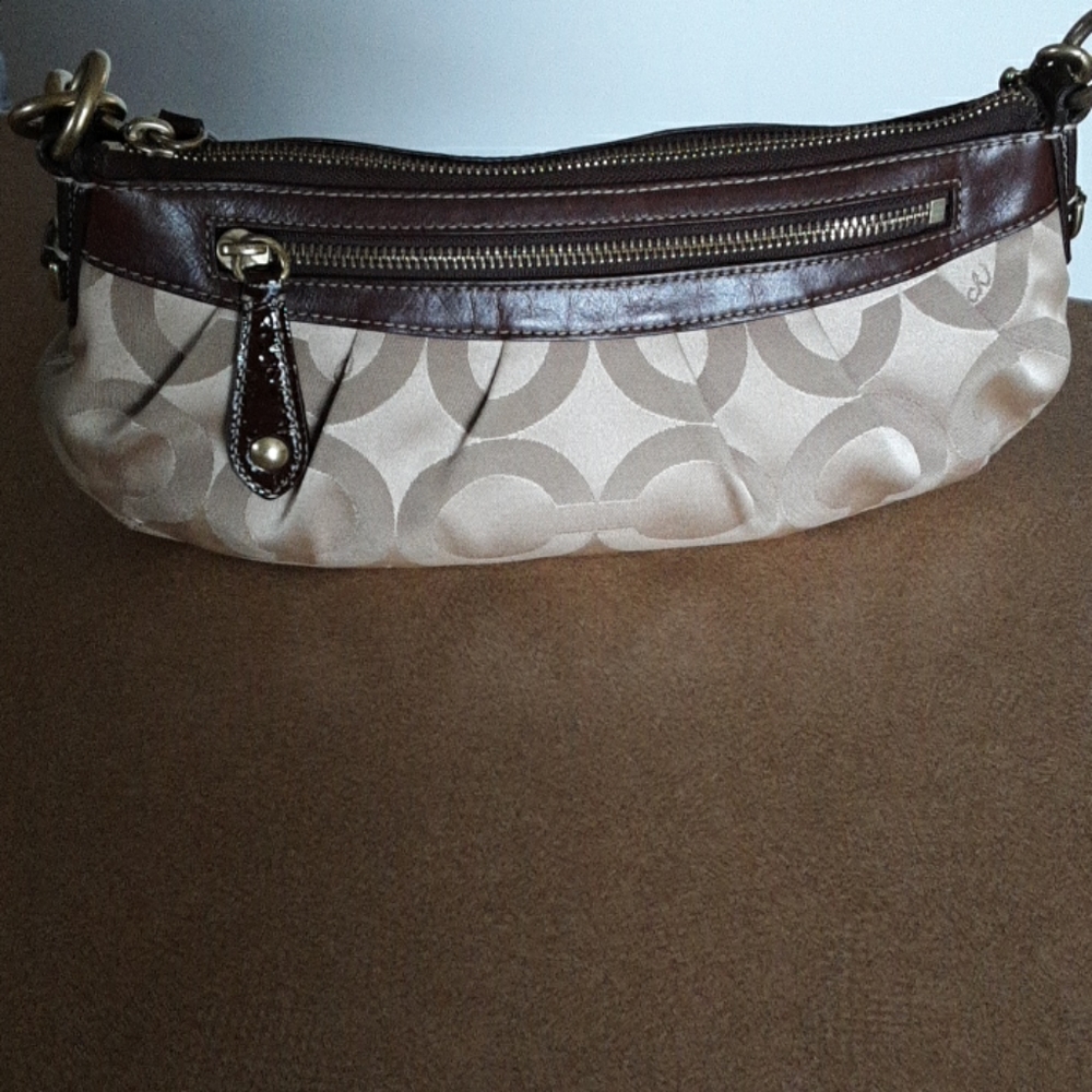 Coach Madison Signature Op Art Logo - Gem